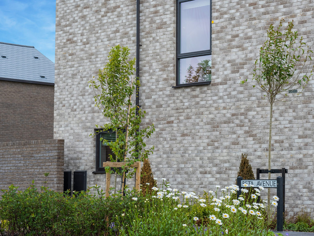 All-White Bromo - Camtech Building Products - By Caprice Bricks
